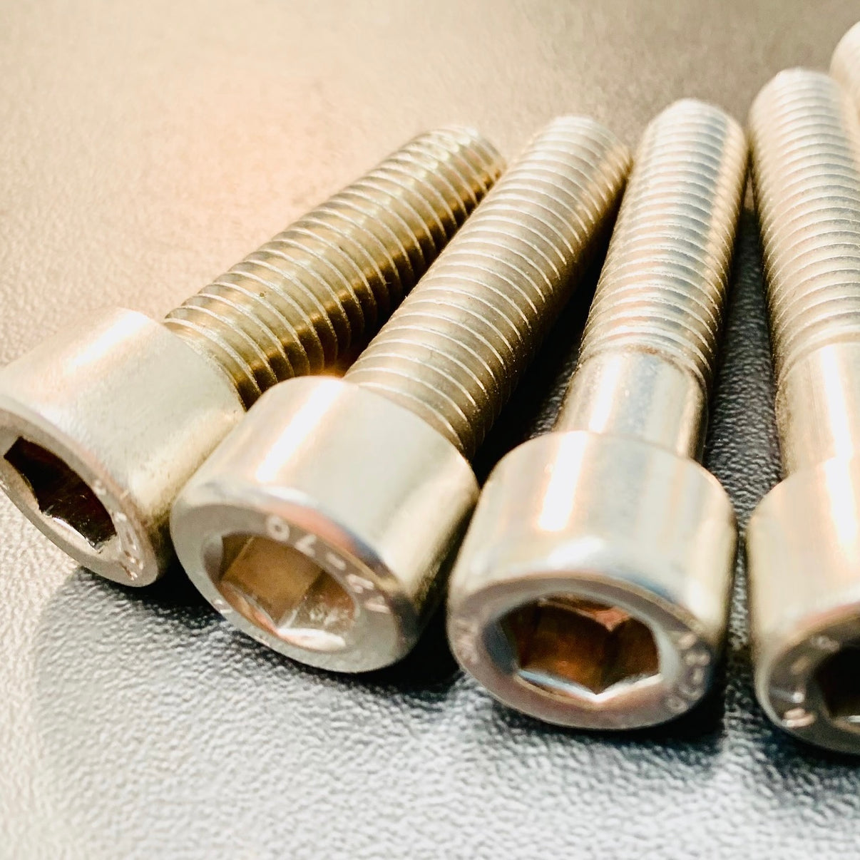 M16 Socket Cap Allen Screw Bolt A2/304 Stainless Steel DIN 912 ...